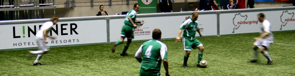 Rooftop Soccer - Upper 90 rooftop soccer pitches, Queens, New York