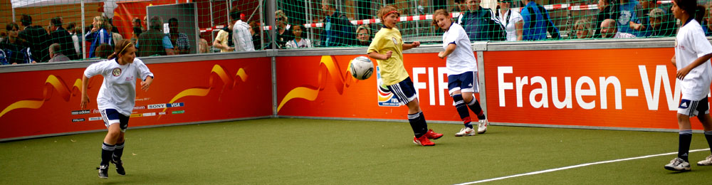 Rooftop Soccer - Upper 90 rooftop soccer pitches, Queens, New York