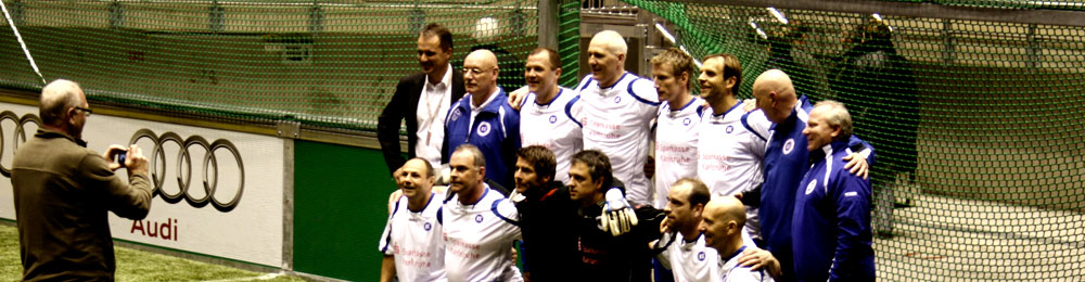 Rooftop Soccer - Upper 90 rooftop soccer pitches, Queens, New York