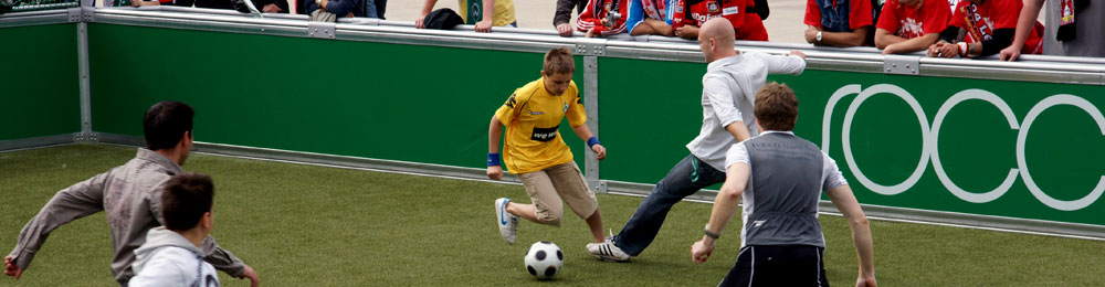 Fan Activation on Soccer Mini-Pitch - Pro Clubs using Soccer Mini ...